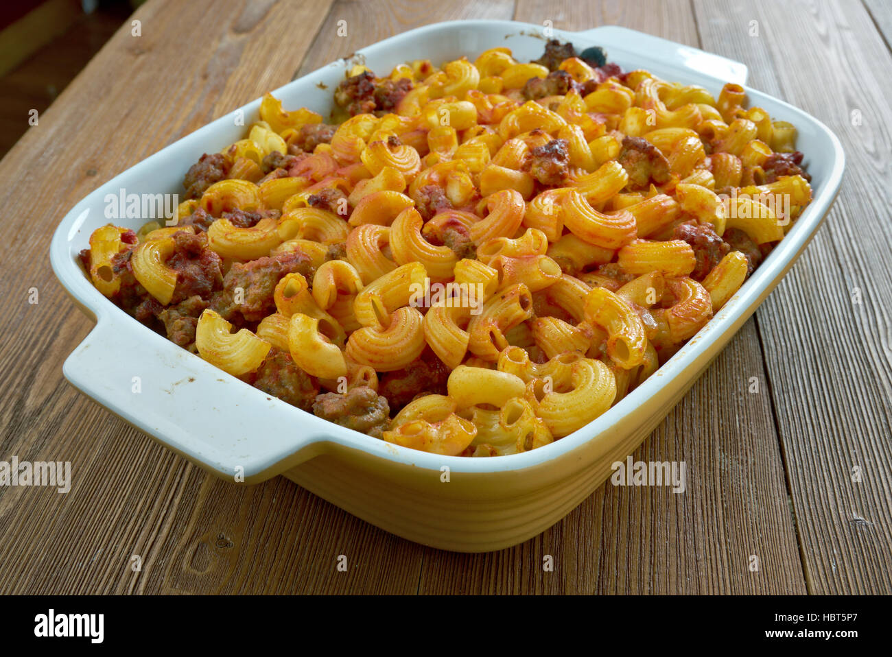 Johnny Marzetti Casserole. Midwestern Italian American pasta dish ...