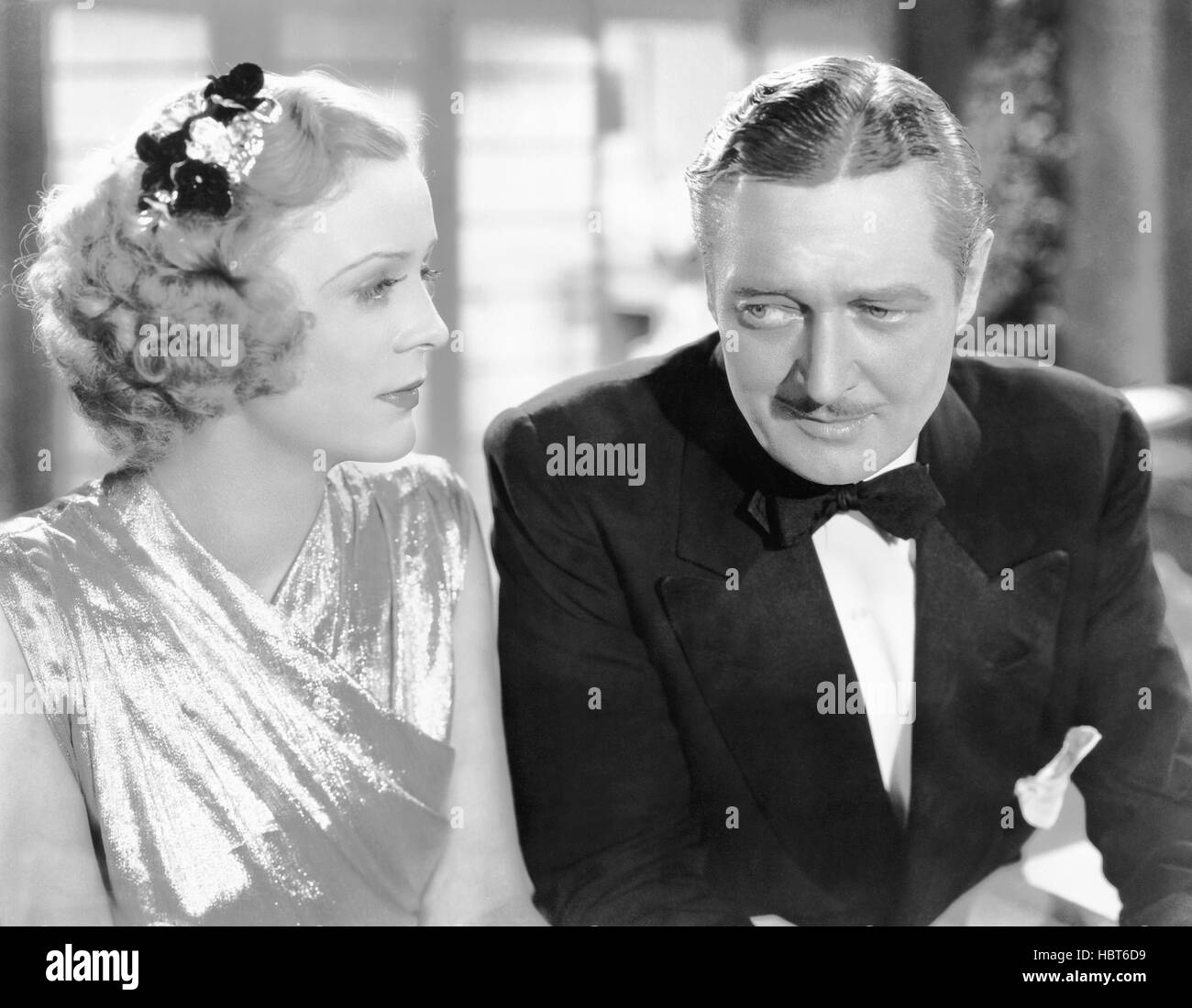 THE GIRL ON THE FRONT PAGE, from left: Gloria Stuart, Edmund Lowe, 1936 ...