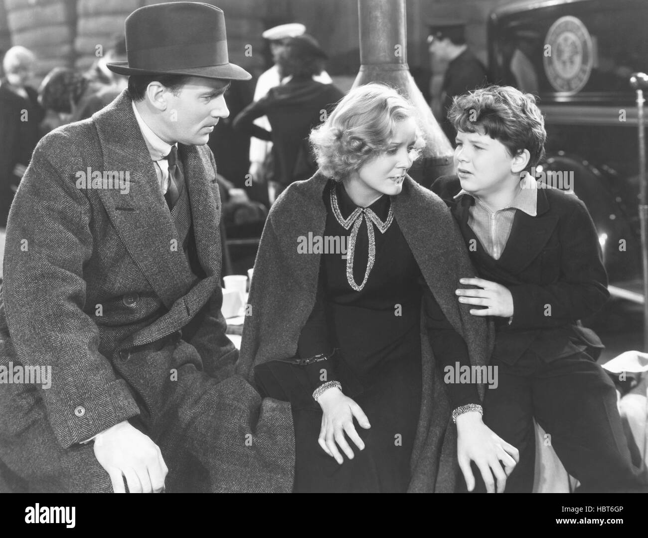 GIRL OVERBOARD, from left: Walter Pidgeon, Gloria Stuart, Bill Burrud ...
