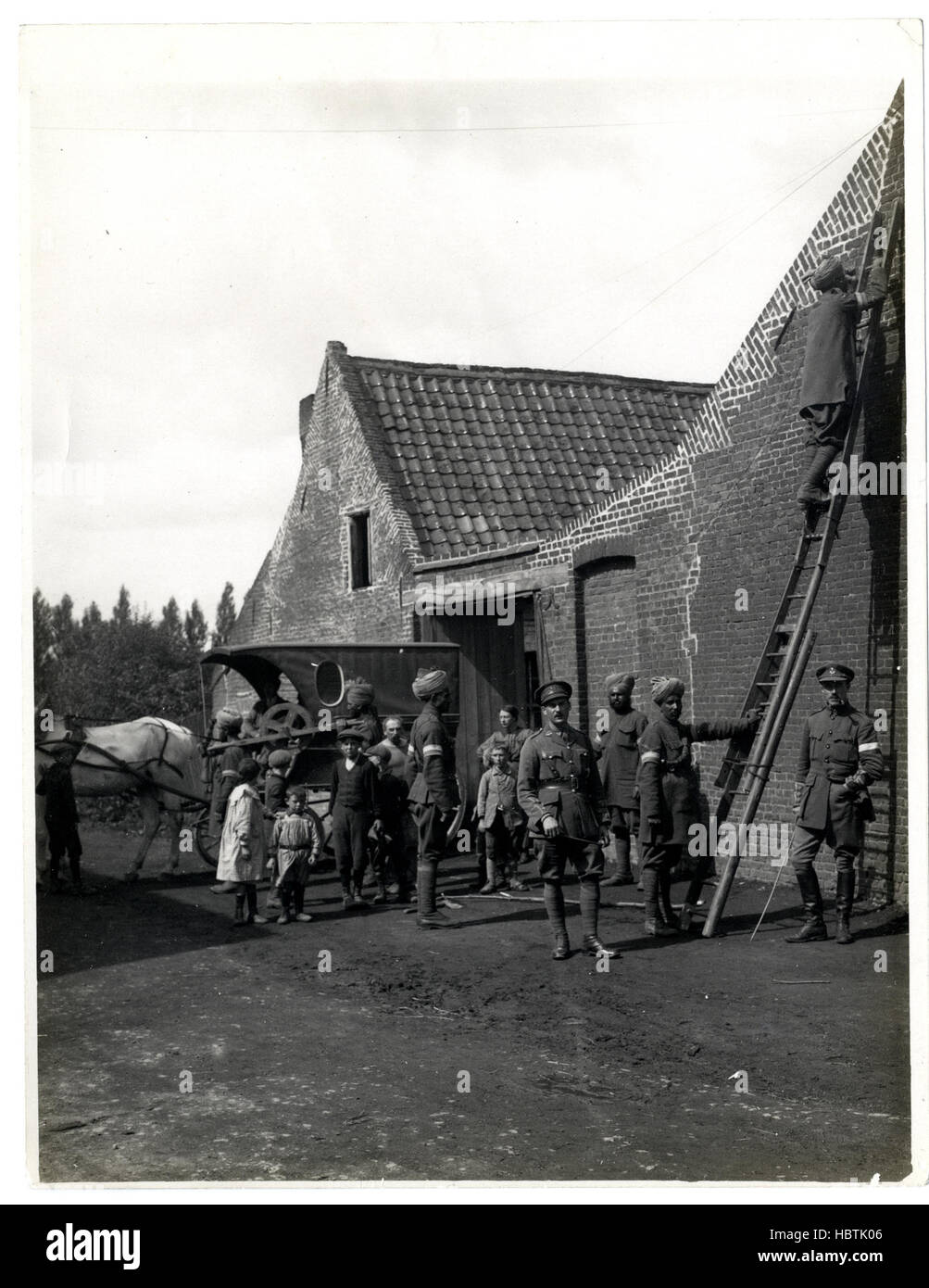 Men of Garhwal Brigade Signal section, under Captain Pope, 58th Stock ...