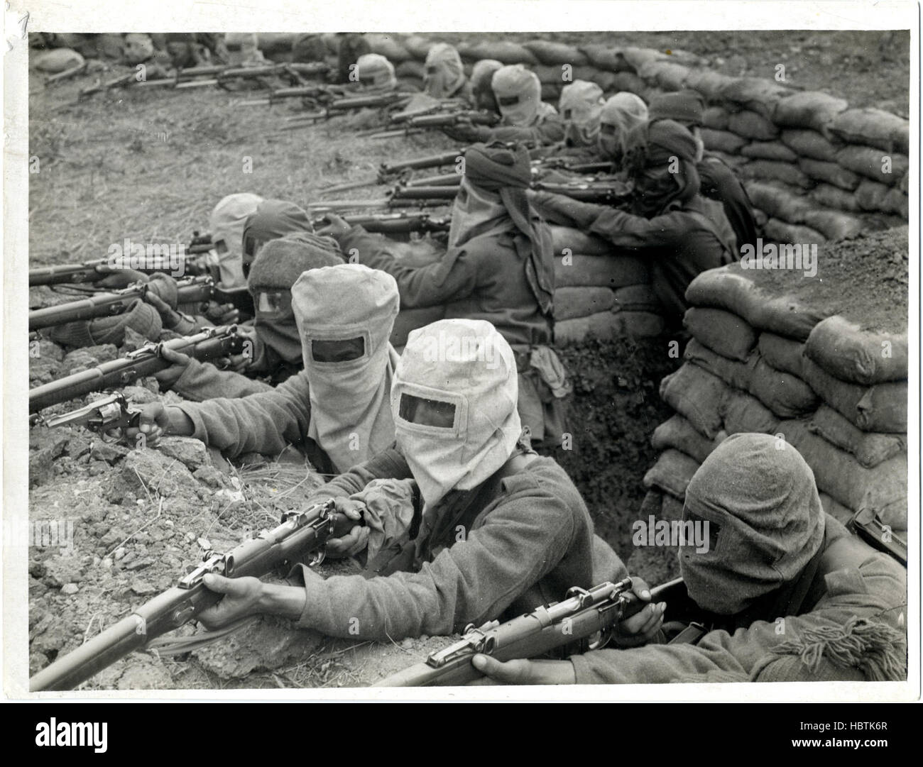 Indian infantry in the trenches, prepared against a gas attack Stock ...