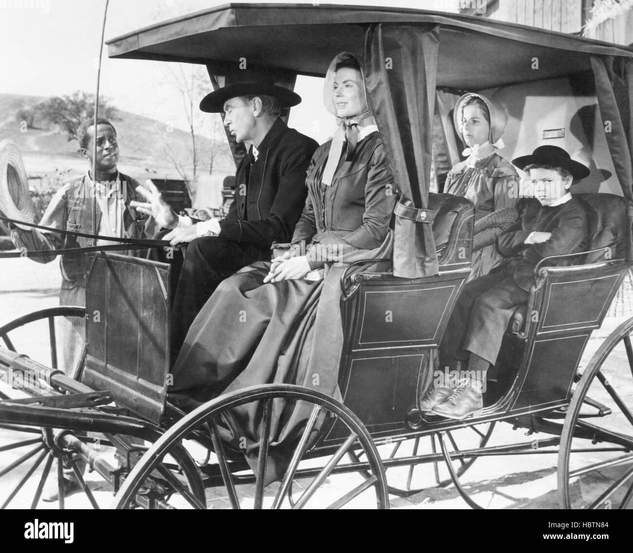 FRIENDLY PERSUASION, from back left: Joel Fluellen, Gary Cooper ...