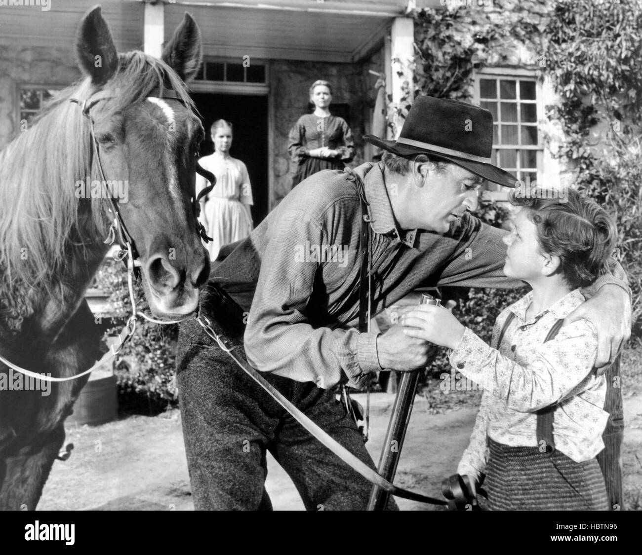 FRIENDLY PERSUASION, from left, Phyllis Love, Dorothy McGuire, Gary ...