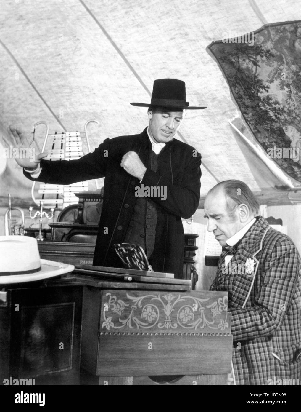 FRIENDLY PERSUASION, from left, Gary Cooper, Walter Catlett, 1956 Stock ...