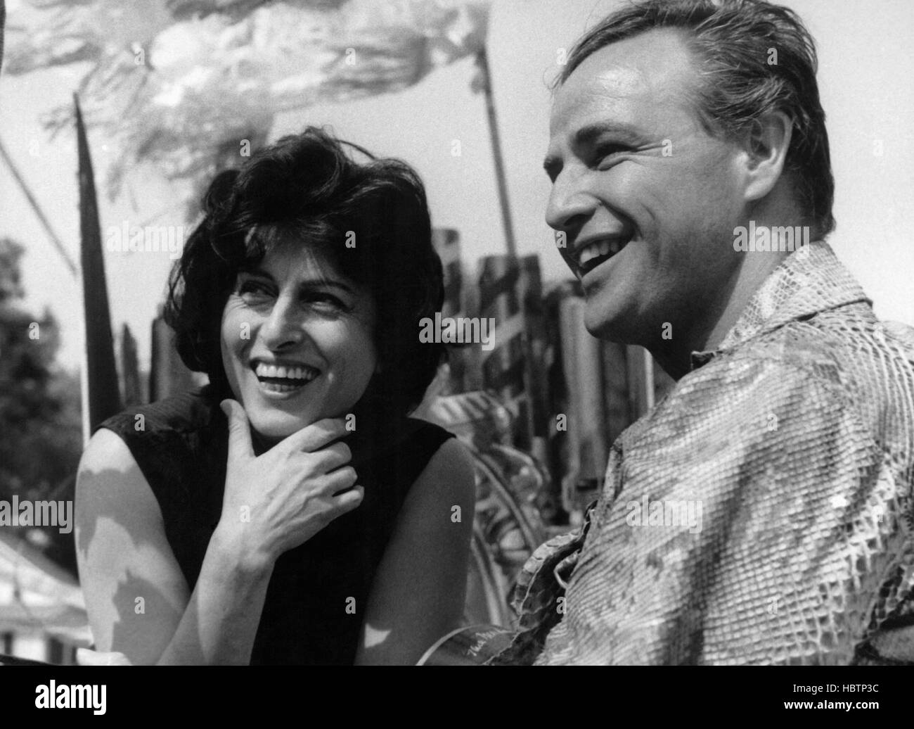 THE FUGITIVE KIND, Anna Magnani and Marlon Brando on set, 1959 Stock ...