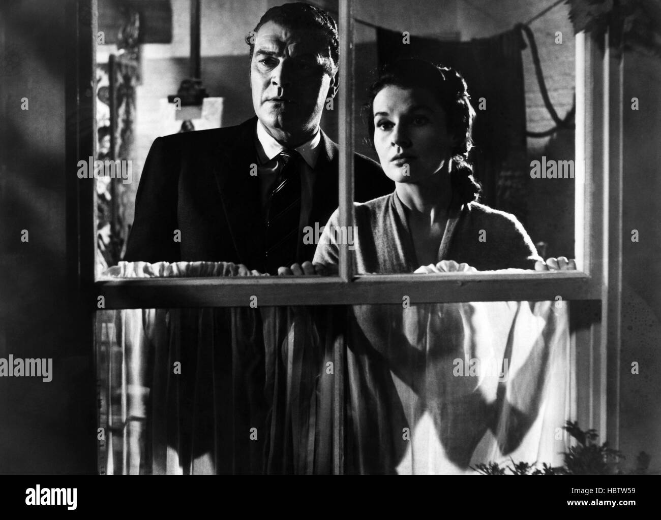 GIDEON OF SCOTLAND YARD, (aka GIDEON'S DAY), Jack Hawkins, Dianne ...