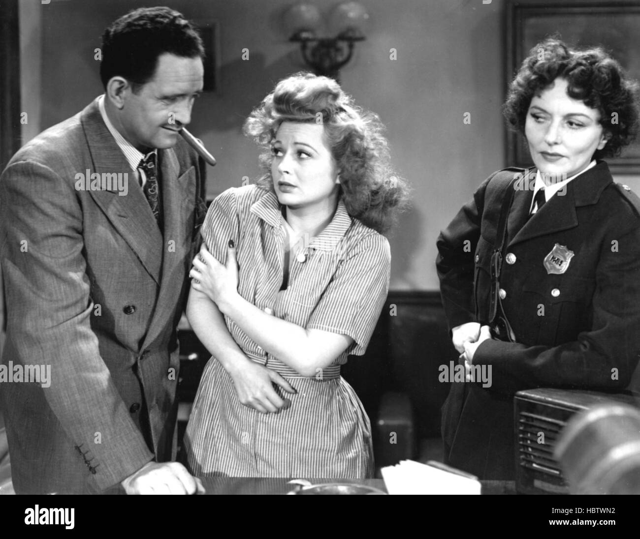 GIRLS IN CHAINS, Clancy Cooper, Arline Judge, Dorothy Burgess, 1943 Stock Photo - Alamy