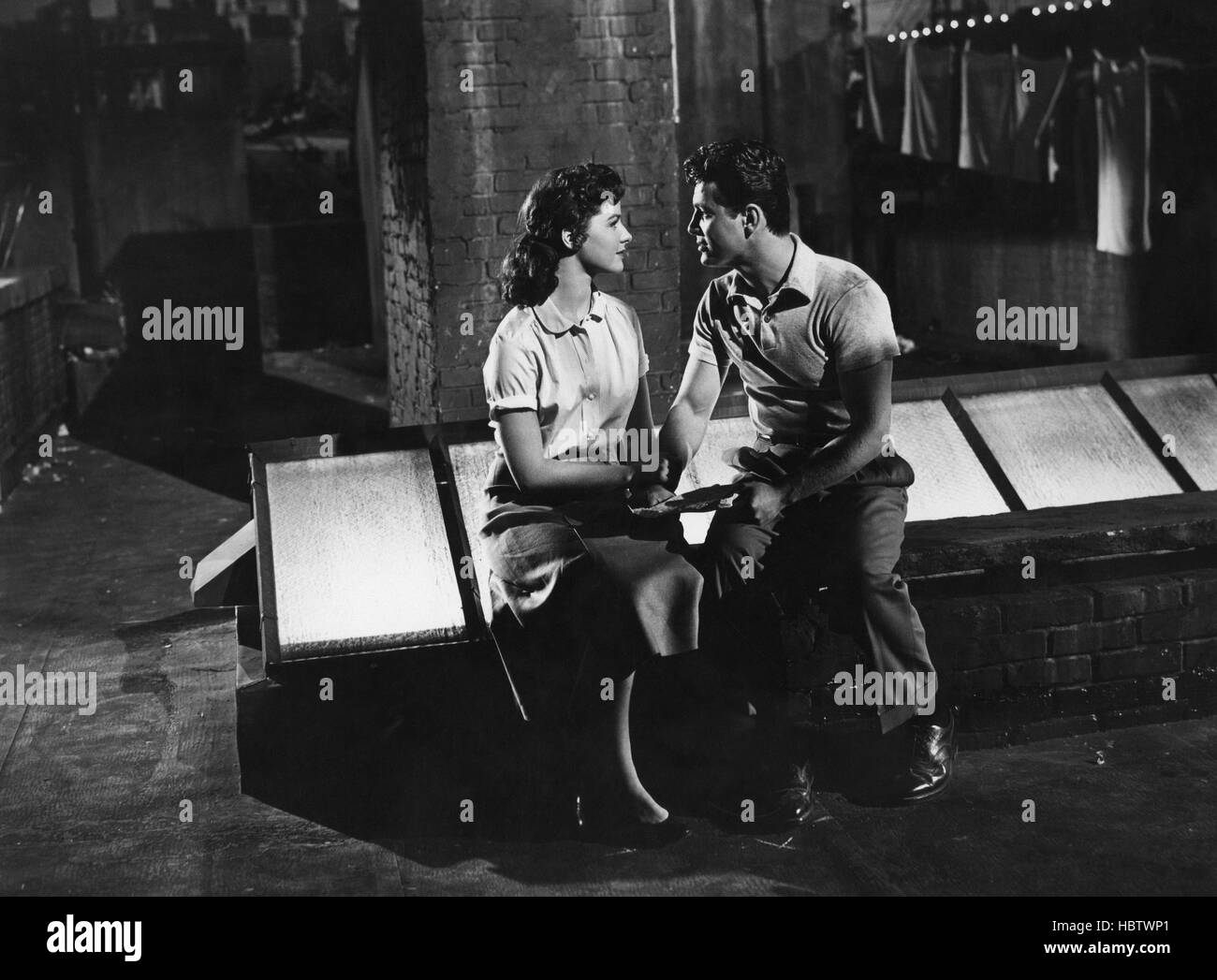 GIRLS IN THE NIGHT, Patricia Hardy, Glen Roberts, (aka Leonard Freeman ...
