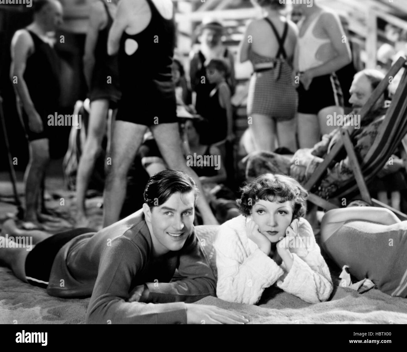 THE GILDED LILY, from left, Ray Milland, Claudette Colbert, 1935 Stock ...