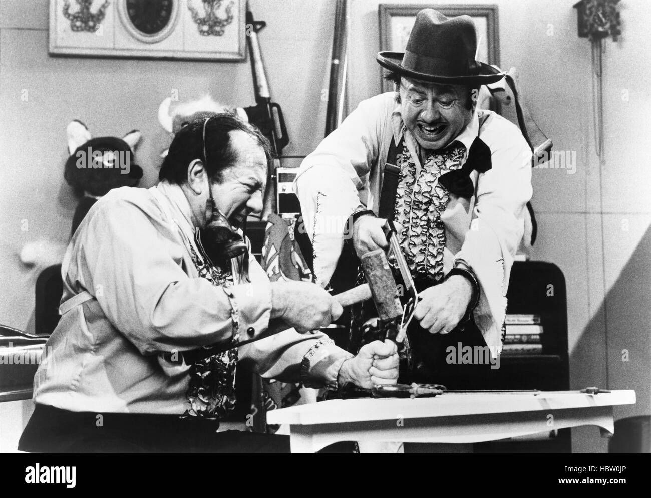 THE GODMOTHERS, from left: Jerry Lester, Mickey Rooney, 1973 Stock ...