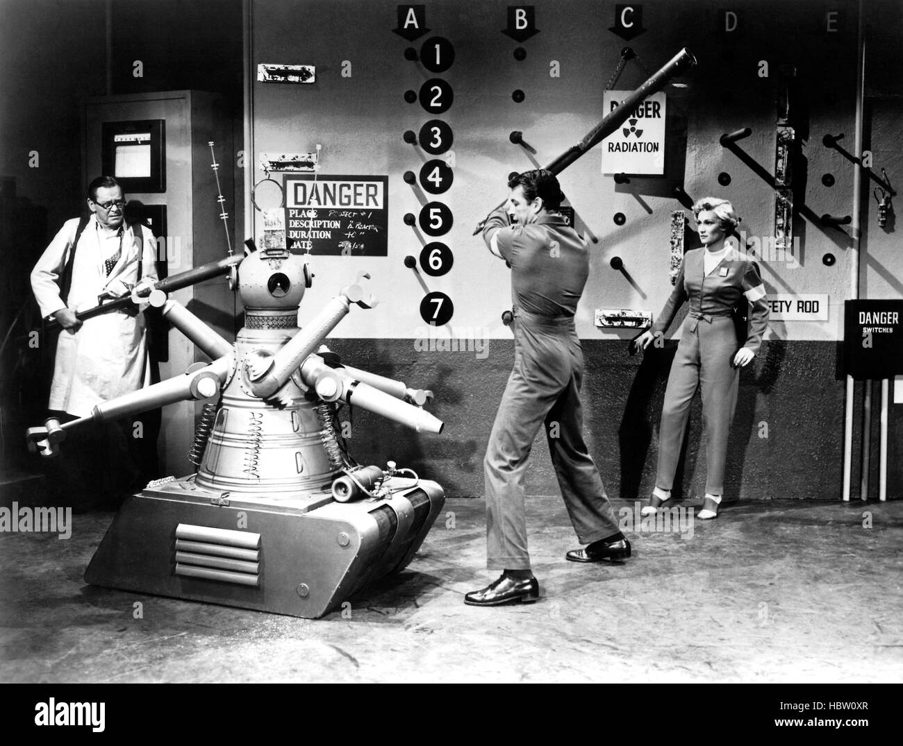 GOG, John Wengraf, Richard Egan, Constance Dowling, 1954 Stock Photo ...