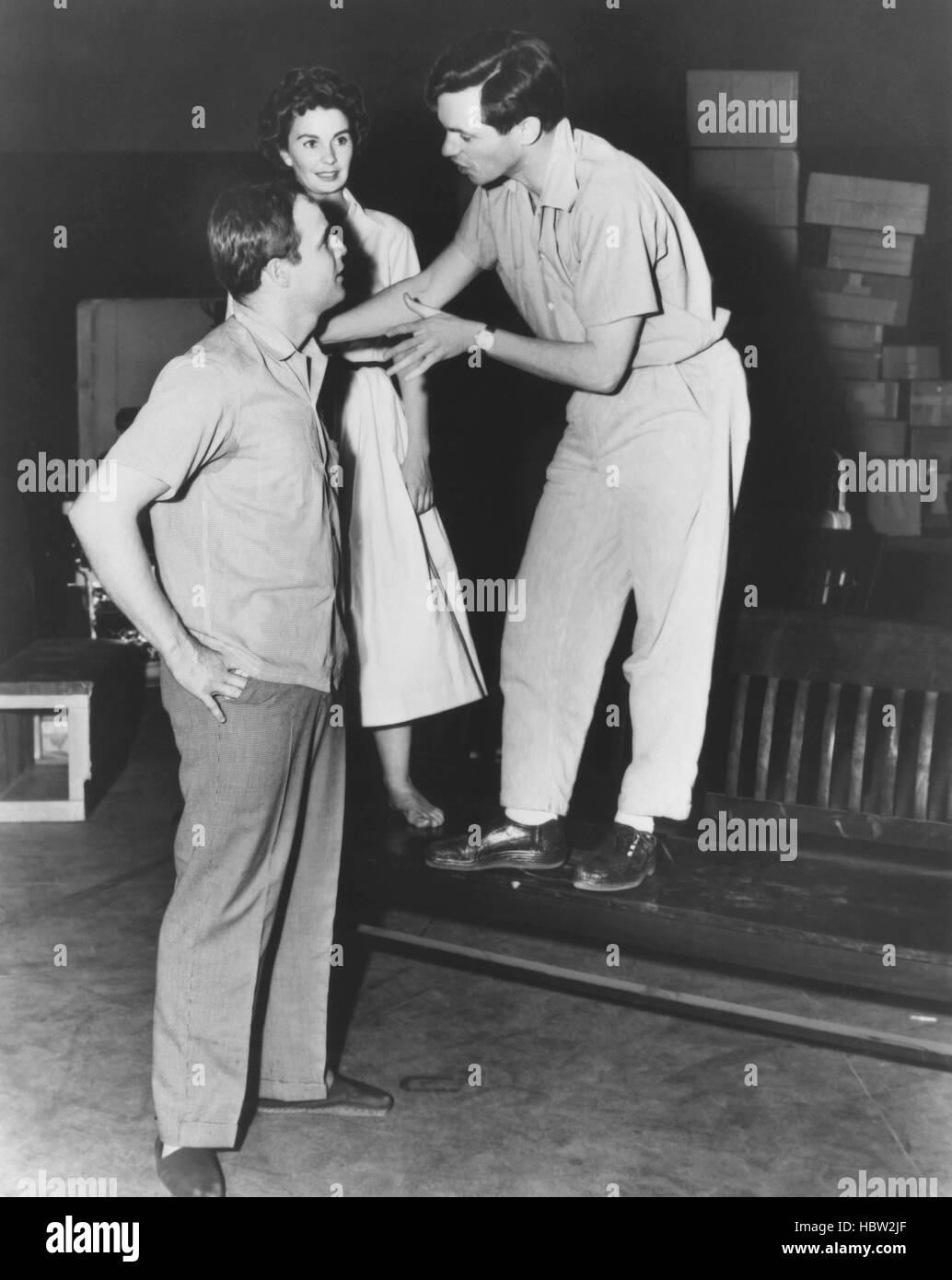 GUYS AND DOLLS, from leeft: Marlon Brando, Jean Simmons, choreographer ...