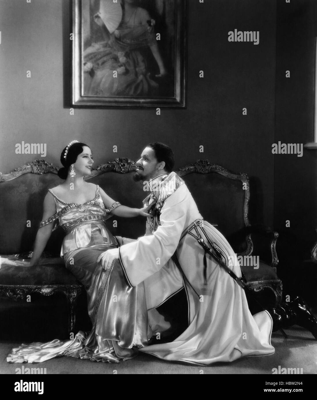 THE GUARDSMAN, Lynn Fontanne, Alfred Lunt, 1931 Stock Photo - Alamy