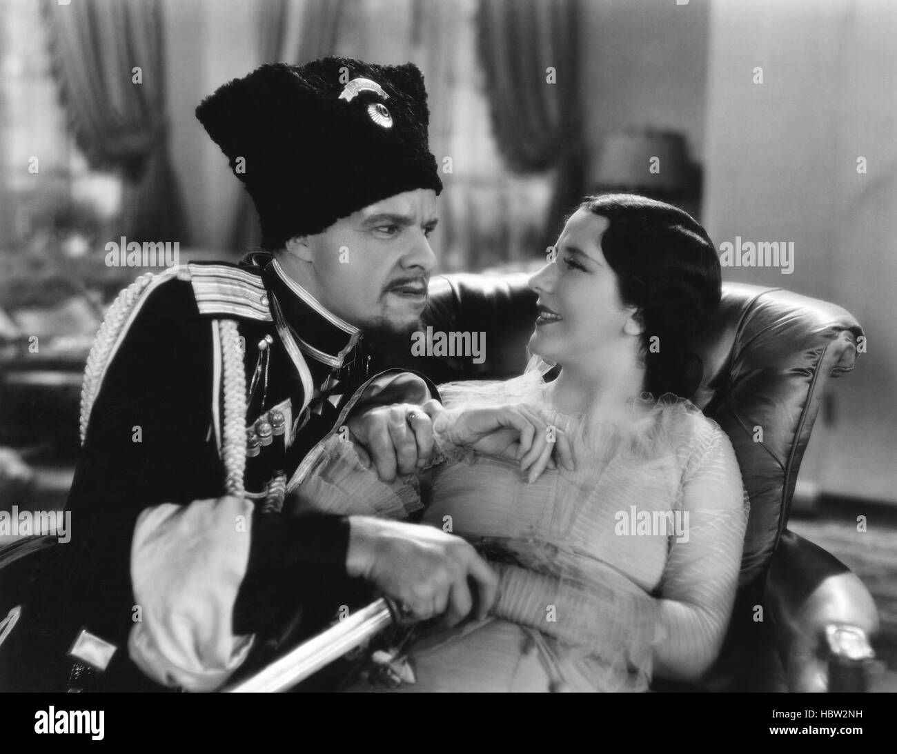 THE GUARDSMAN, from left: Alfred Lunt, Lynn Fontanne, 1931 Stock Photo ...