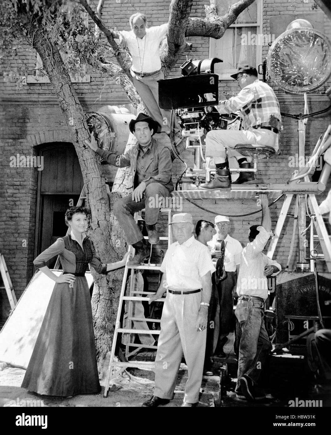 GUN FOR A COWARD, from left, Janice Rule, Fred MacMurray, director ...