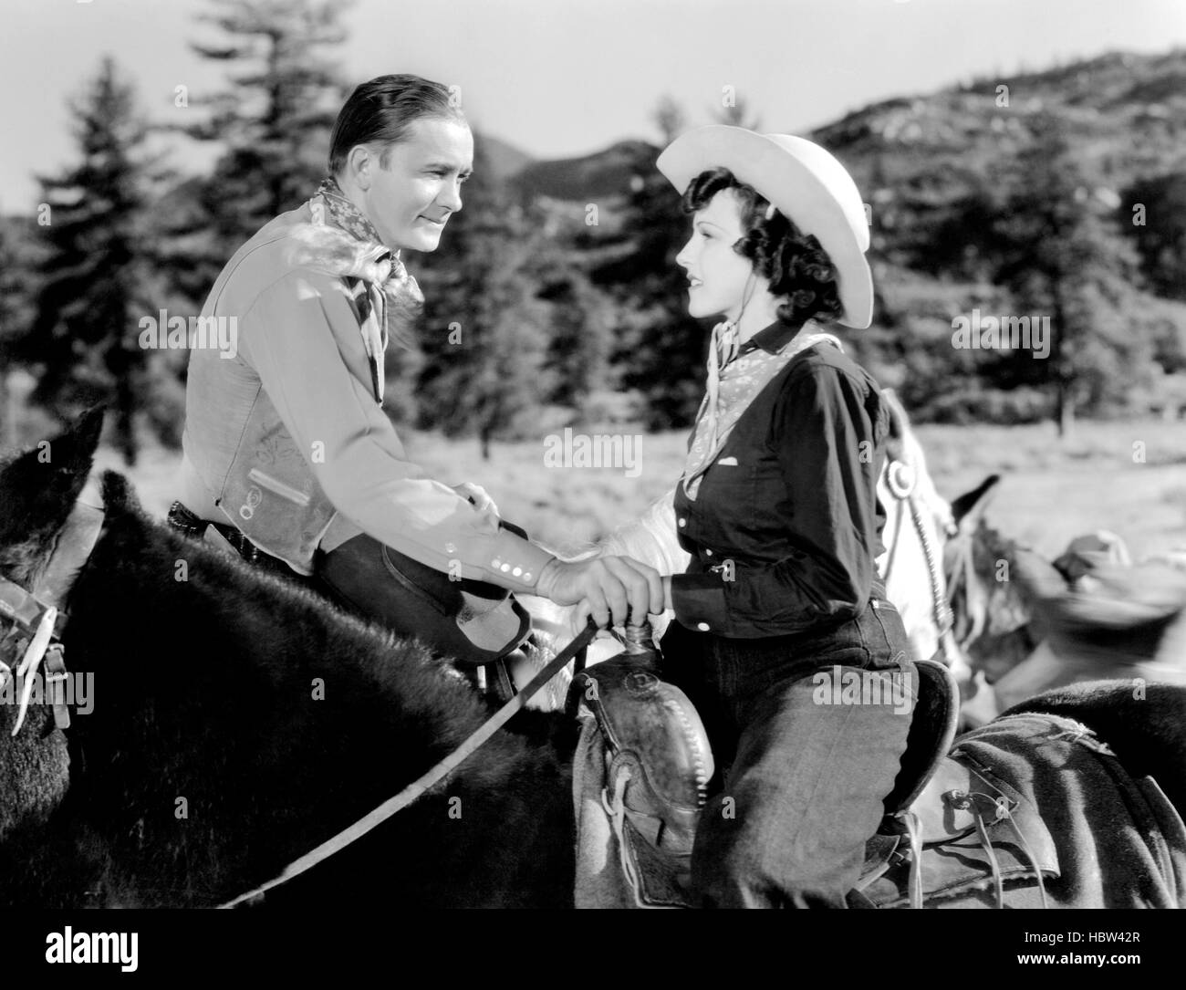 HEADIN' FOR THE RIO GRANDE, from left, Tex Ritter, Eleanor Stewart ...