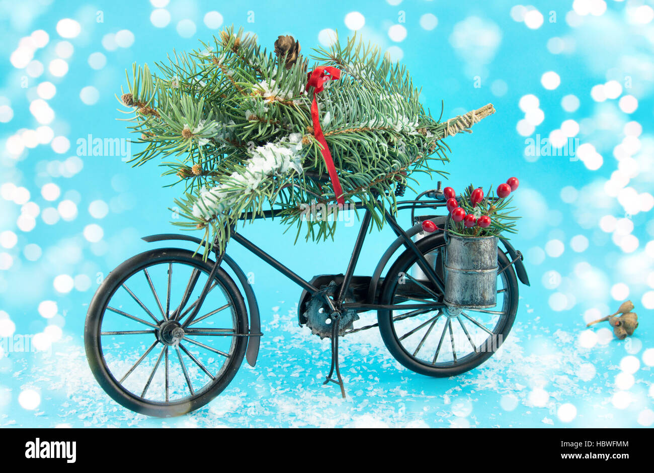 Christmas lights on bicycle hi-res stock photography and images - Alamy