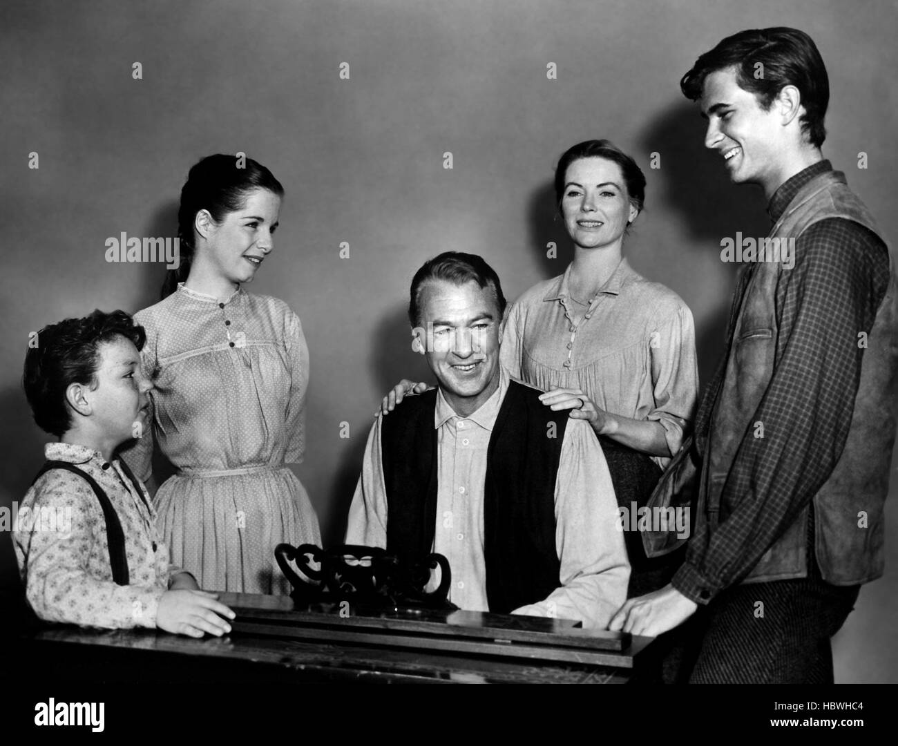 FRIENDLY PERSUASION, Richard Eyer, Gary Cooper, Dorothy McGuire ...