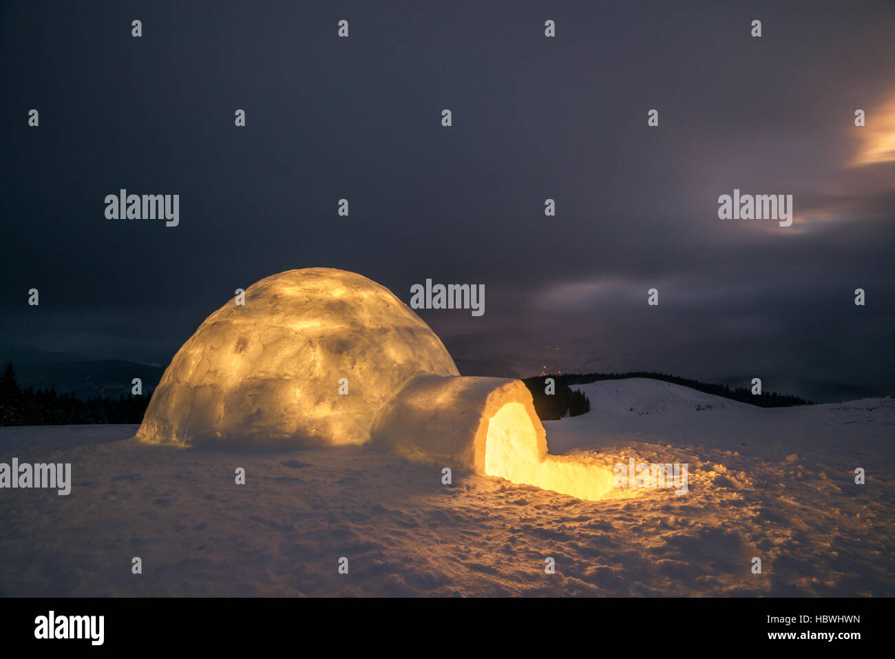 igloo in the high mountain Stock Photo - Alamy