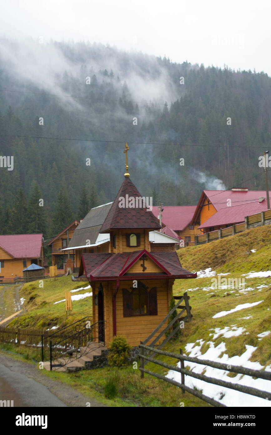 Ukrainian traditional mountain building Stock Photo - Alamy
