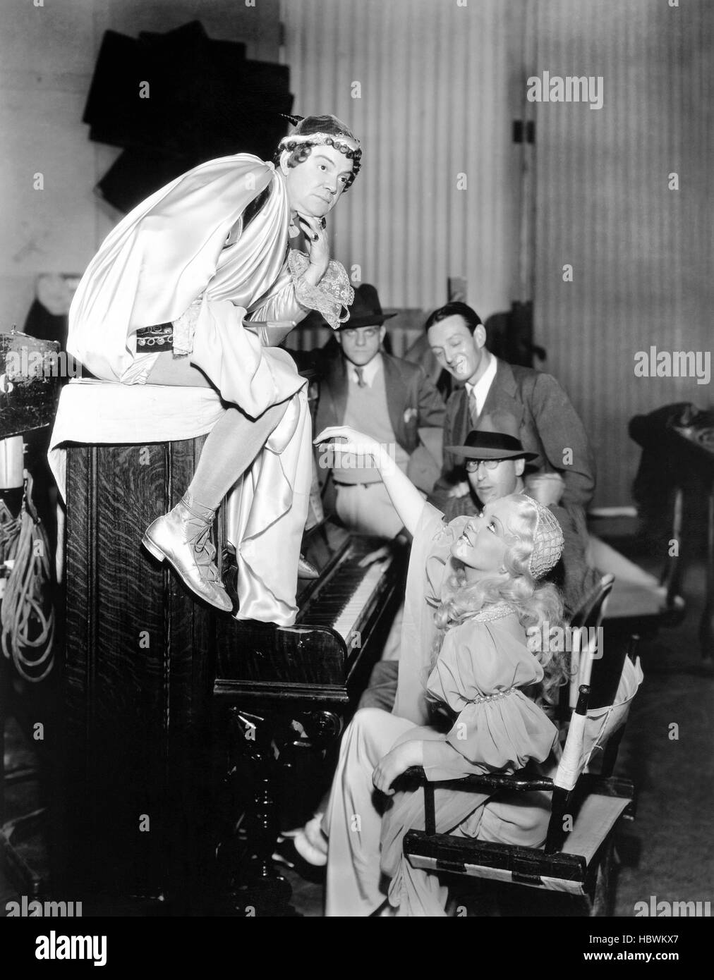 GEORGE WHITE'S 1935 SCANDALS, from left: Cliff Edwards Alice Faye, between scenes, on set, 1935 ...