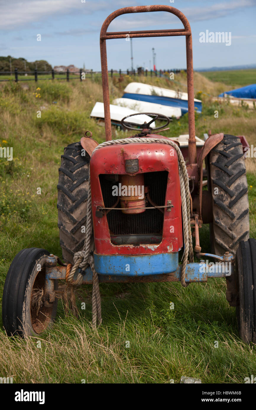 Beach tractor hi-res stock photography and images - Alamy