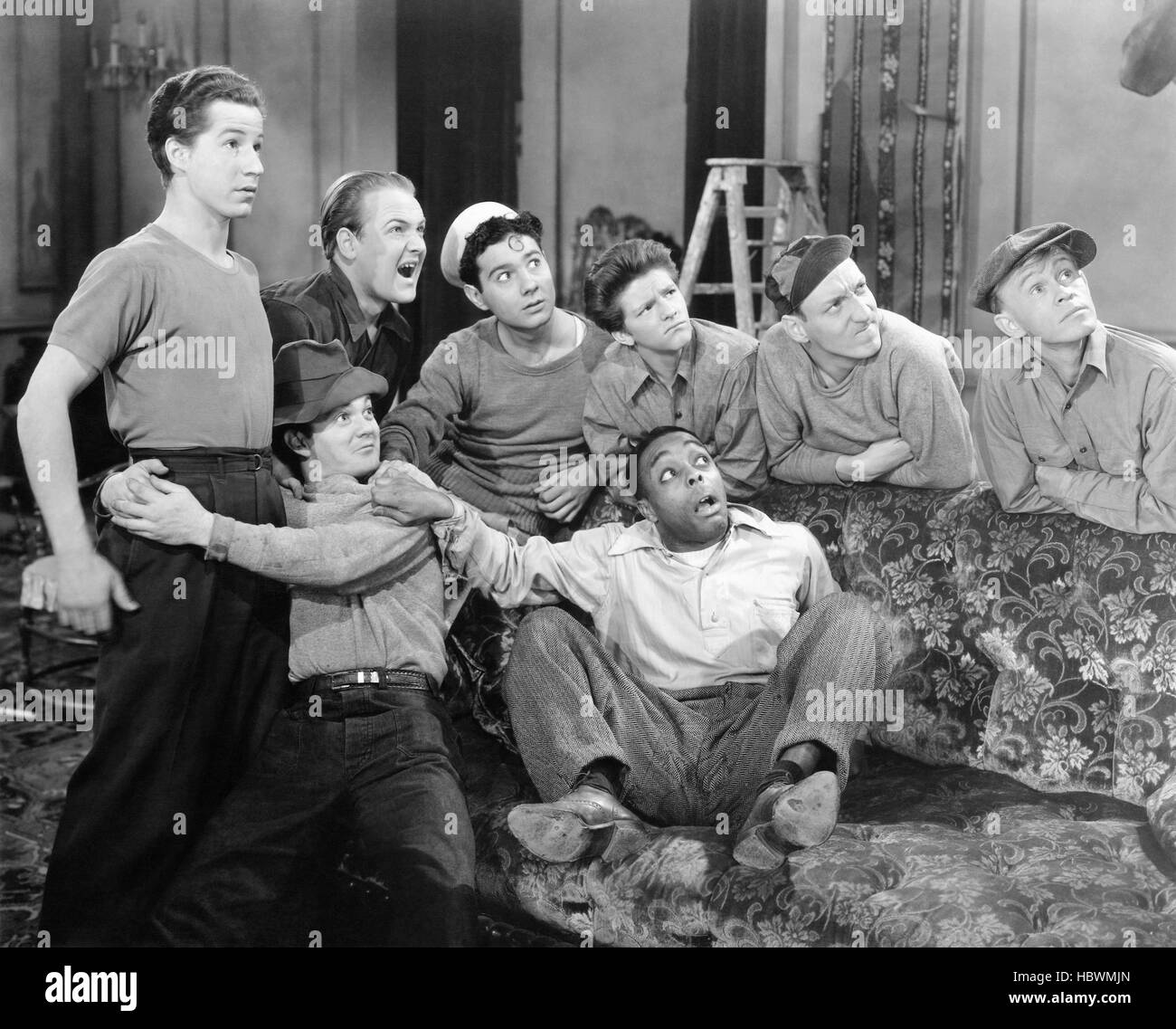 GHOSTS ON THE LOOSE, from left, Bobby Jordan, Leo Gorcey, Ernest ...