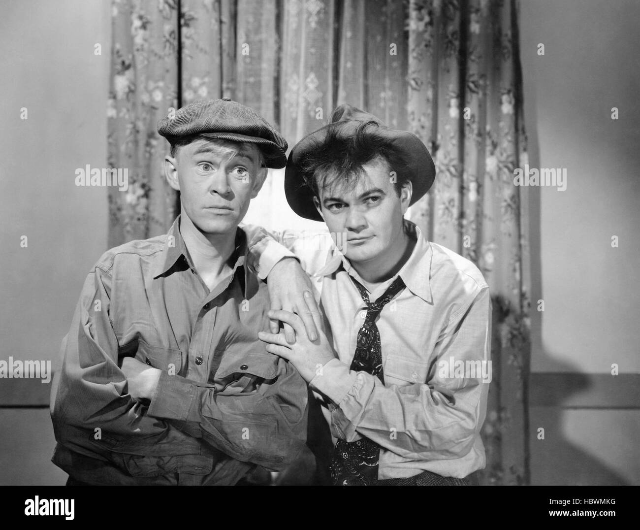 GHOSTS ON THE LOOSE, from left, William Benedict, Leo Gorcey, 1943 Stock Photo - Alamy