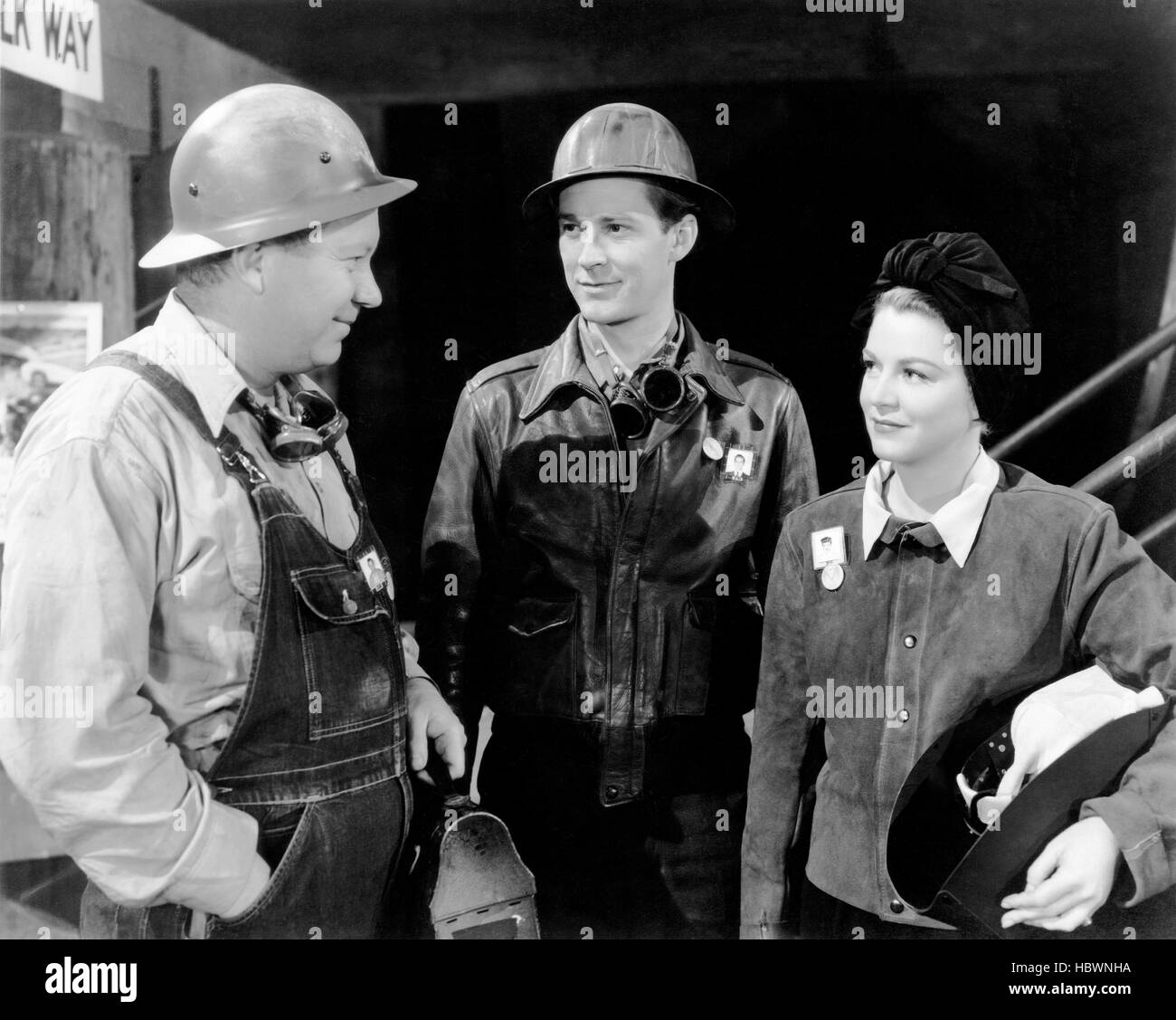 GOOD LUCK, MR. YATES, from left, Edgar Buchanan, Jess Barker, Claire ...