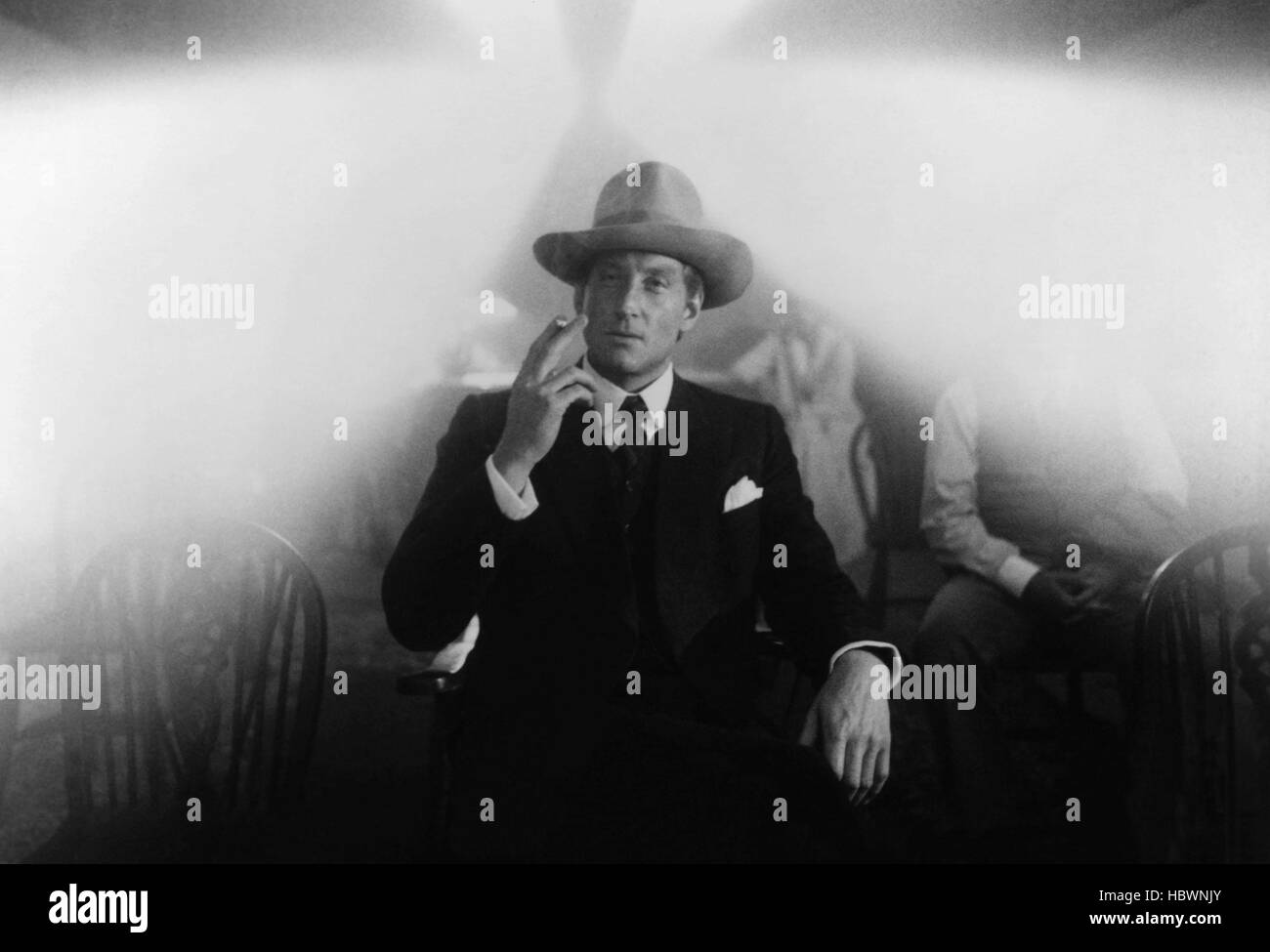 GOOD MORNING, BABYLON, Charles Dance (as D.W. Griffith), 1987, (c ...