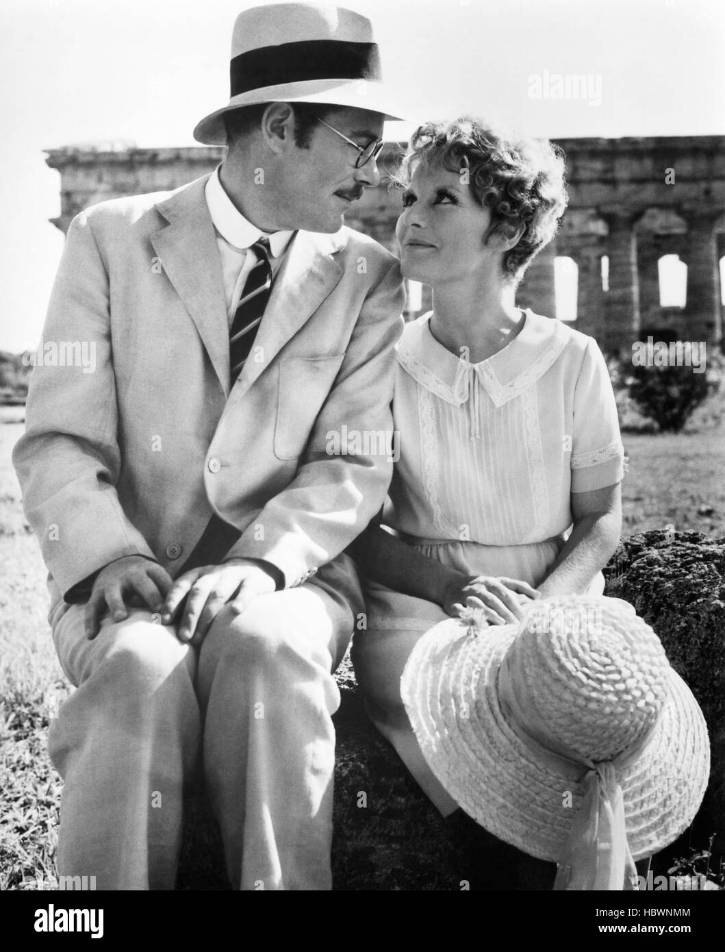 GOODBYE, MR. CHIPS, from left, Peter O'Toole, Petula Clark, 1969 Stock ...