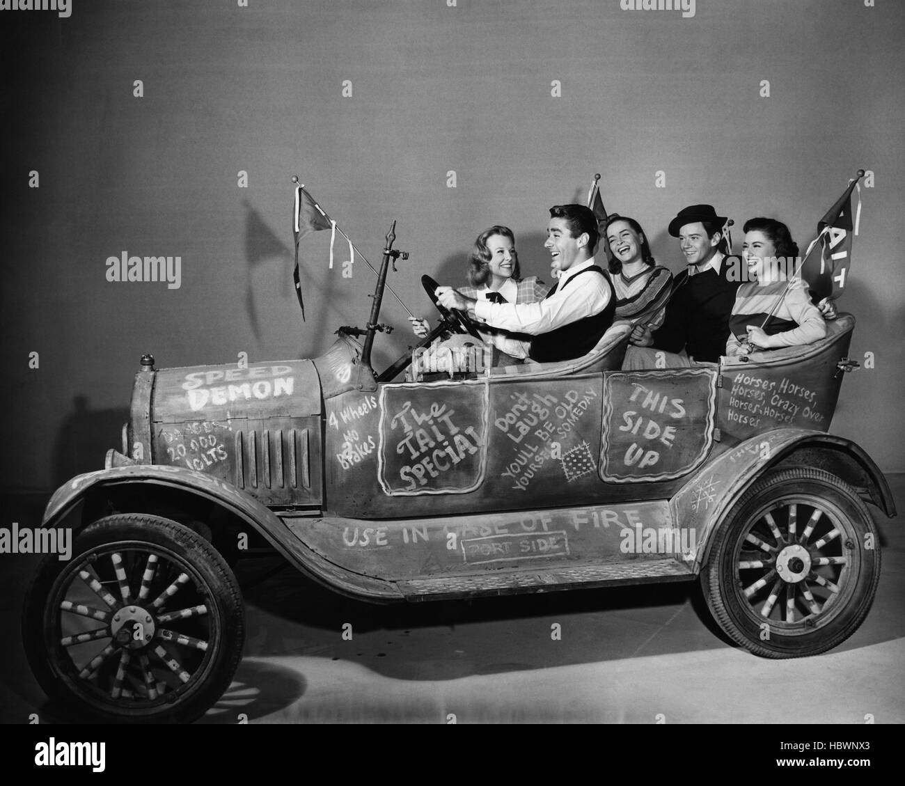GOOD NEWS, June Allyson, Peter Lawford, Joan McCracken, Ray McDonald, Patricia Marshall, 1947 ...