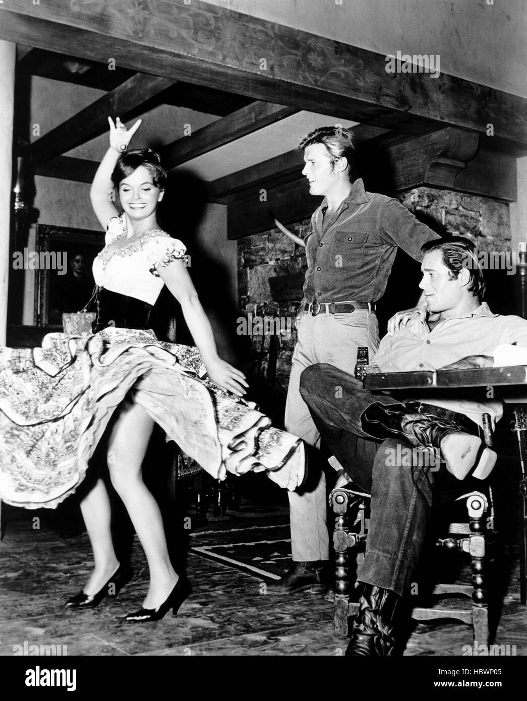 GOLD OF THE SEVEN SAINTS, from left, Leticia Roman, Roger Moore, Clint ...