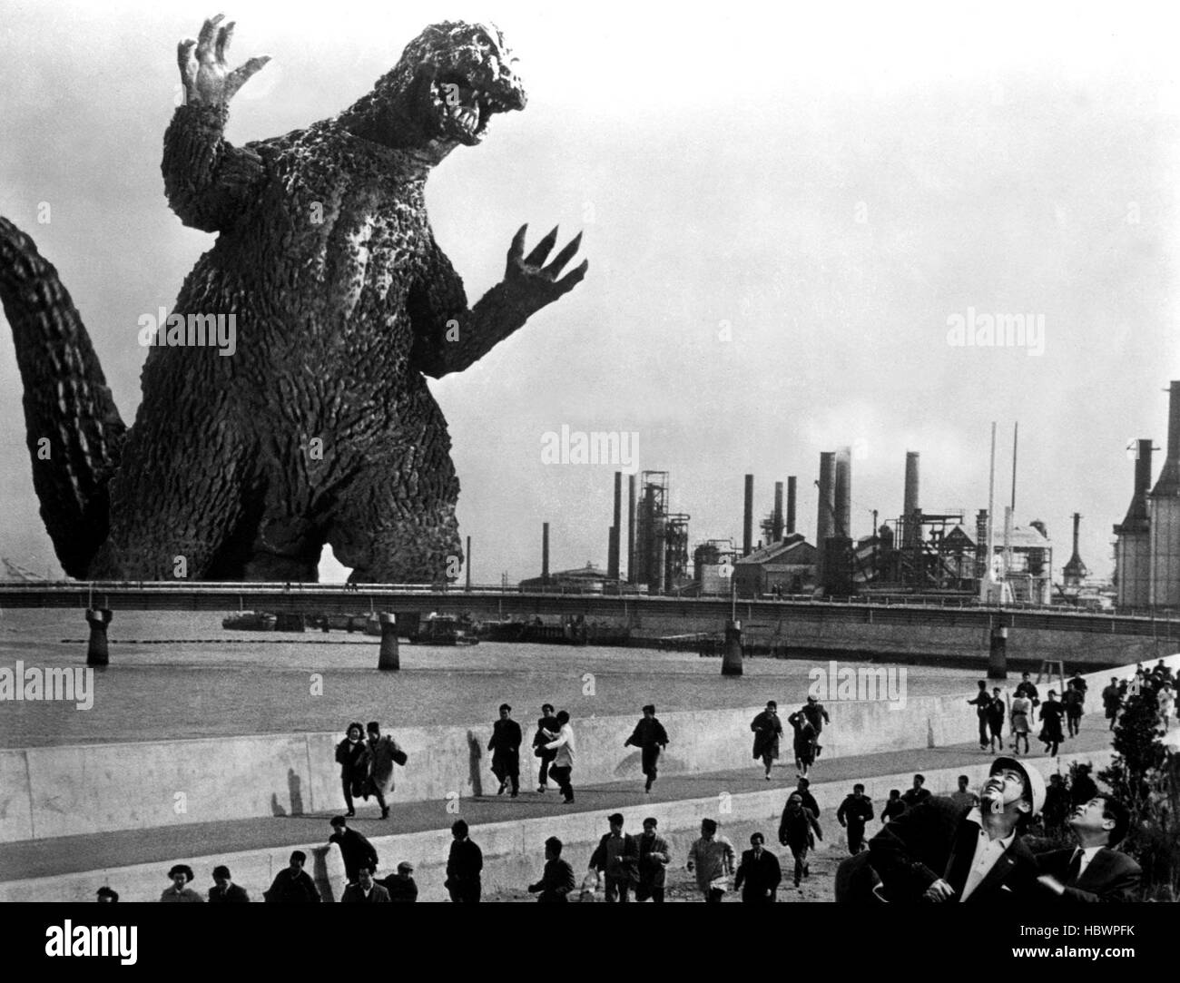 GODZILLA VS. MOTHRA, Godzilla, 1964, running crowd Stock Photo - Alamy