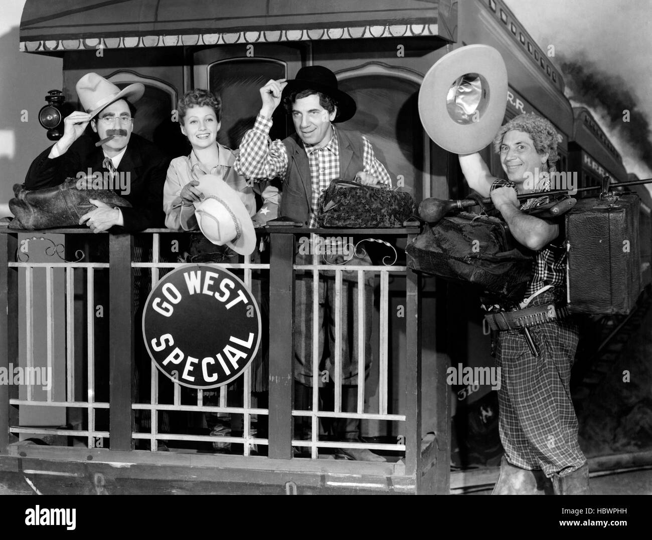 GO WEST, Groucho Marx, Diana Lewis, Chico Marx, Harpo Marx, 1940 Stock ...