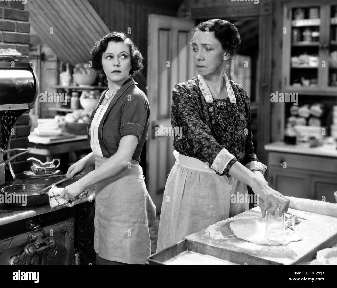 GO WEST YOUNG MAN, Alice Brady, Elizabeth Patterson, 1936 Stock Photo ...