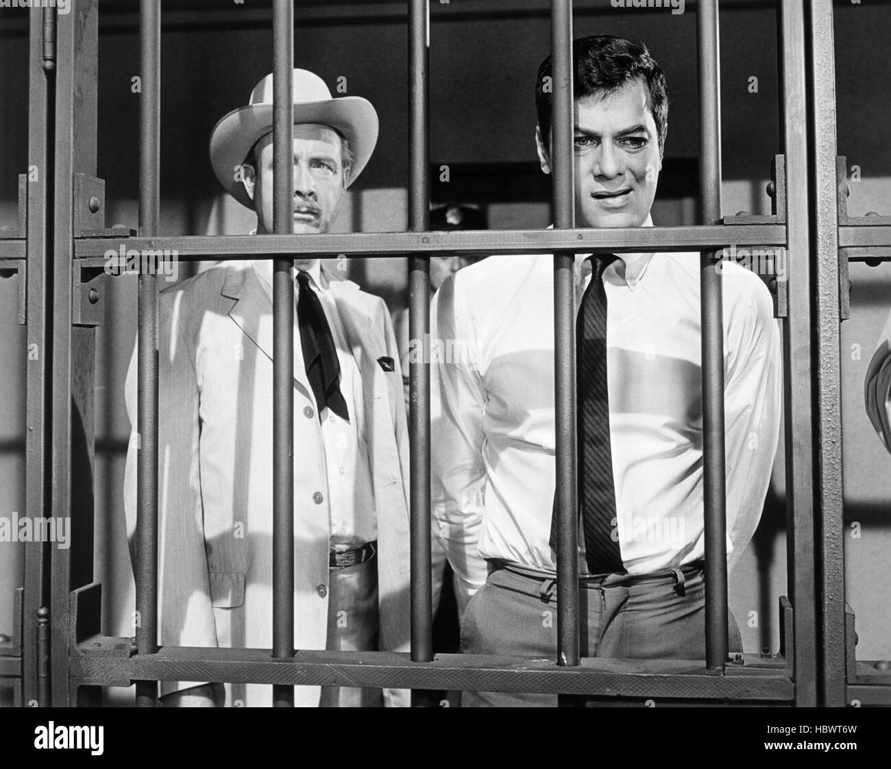 THE GREAT IMPOSTER, from left: Arthur O'Connell, Tony Curtis, 1961 ...