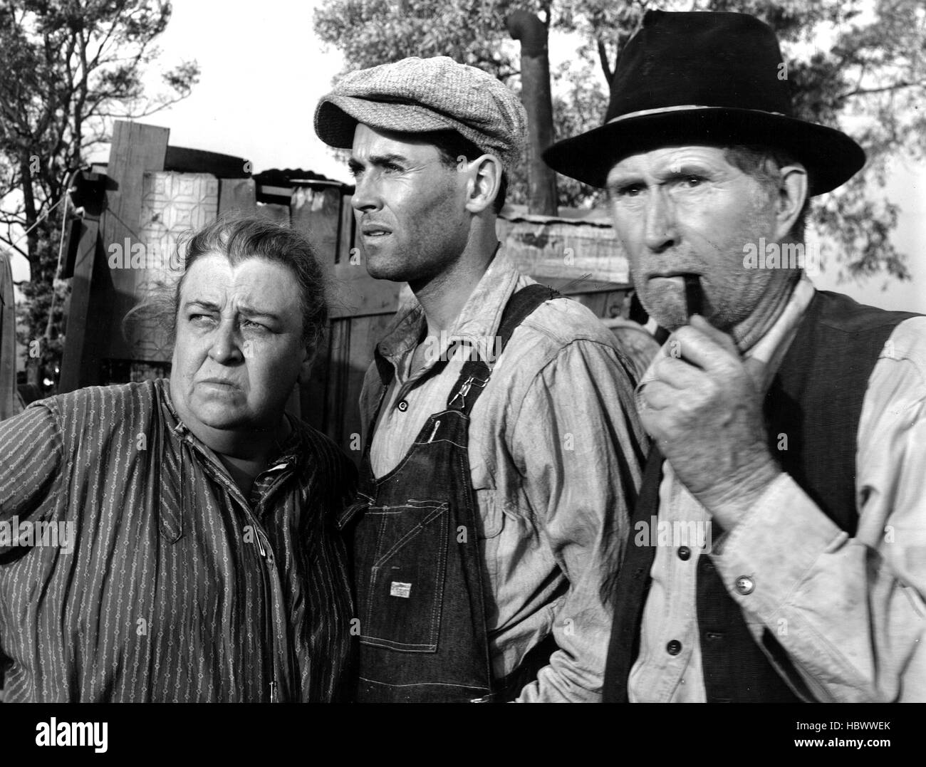 THE GRAPES OF WRATH, Jane Darwell, Henry Fonda, Russell Simpson, 1940 ...