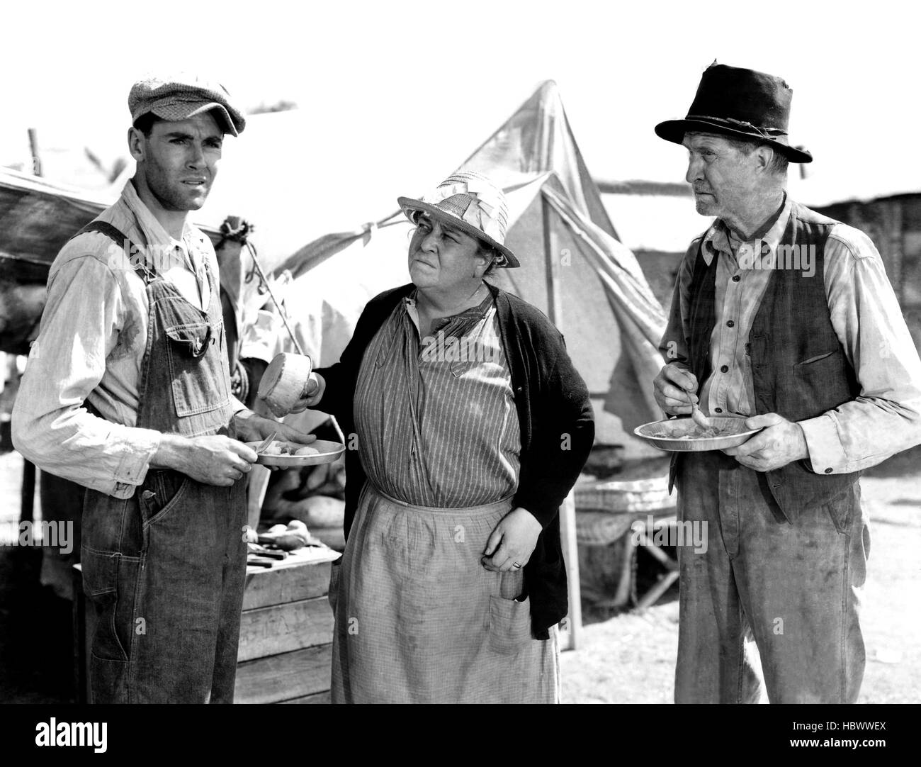 THE GRAPES OF WRATH, Henry Fonda, Jane Darwell, Russell Simpson, 1940 ...