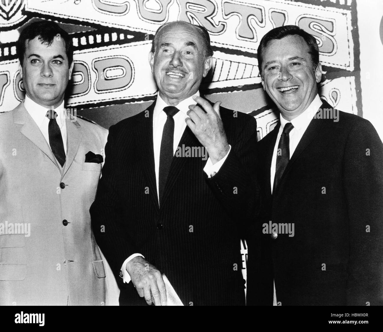 THE GREAT RACE, from left: Tony Curtis, Jack Warner, producer Martin ...
