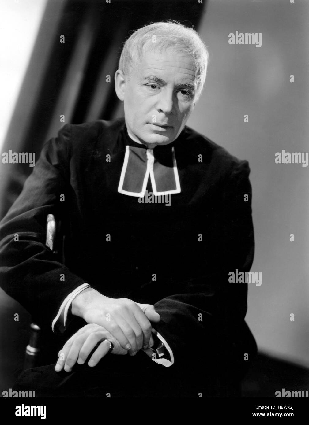 THE GREEN SCARF, Leo Genn, 1954 Stock Photo - Alamy