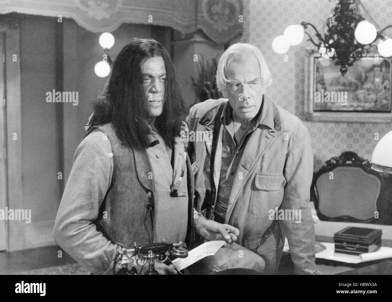 THE GREAT SCOUT AND CATHOUSE THURSDAY, from left: Oliver Reed, Lee ...