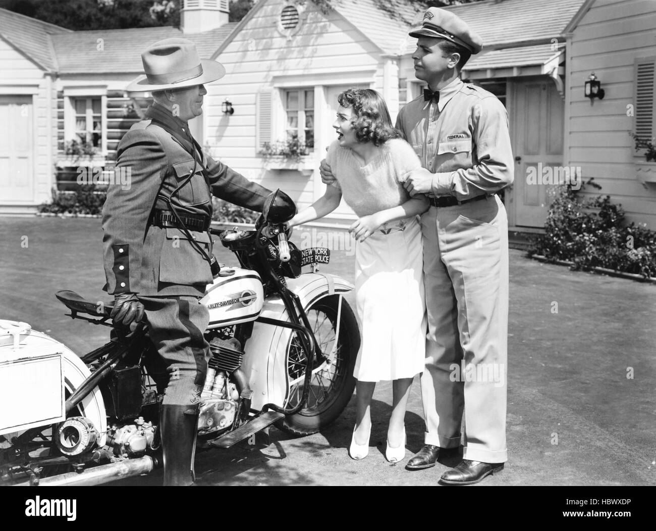 HARD TO GET, from left: Edgar Dearing, Olivia de Havilland, Dick powell ...