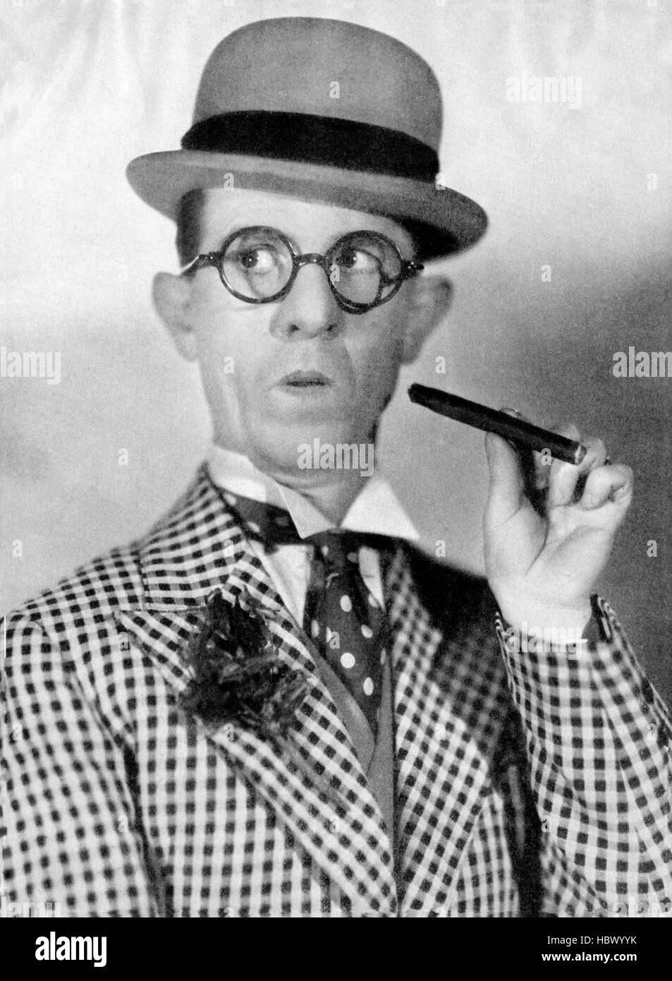 HIPS HIPS HOORAY, Robert Woolsey, 1934 Stock Photo - Alamy