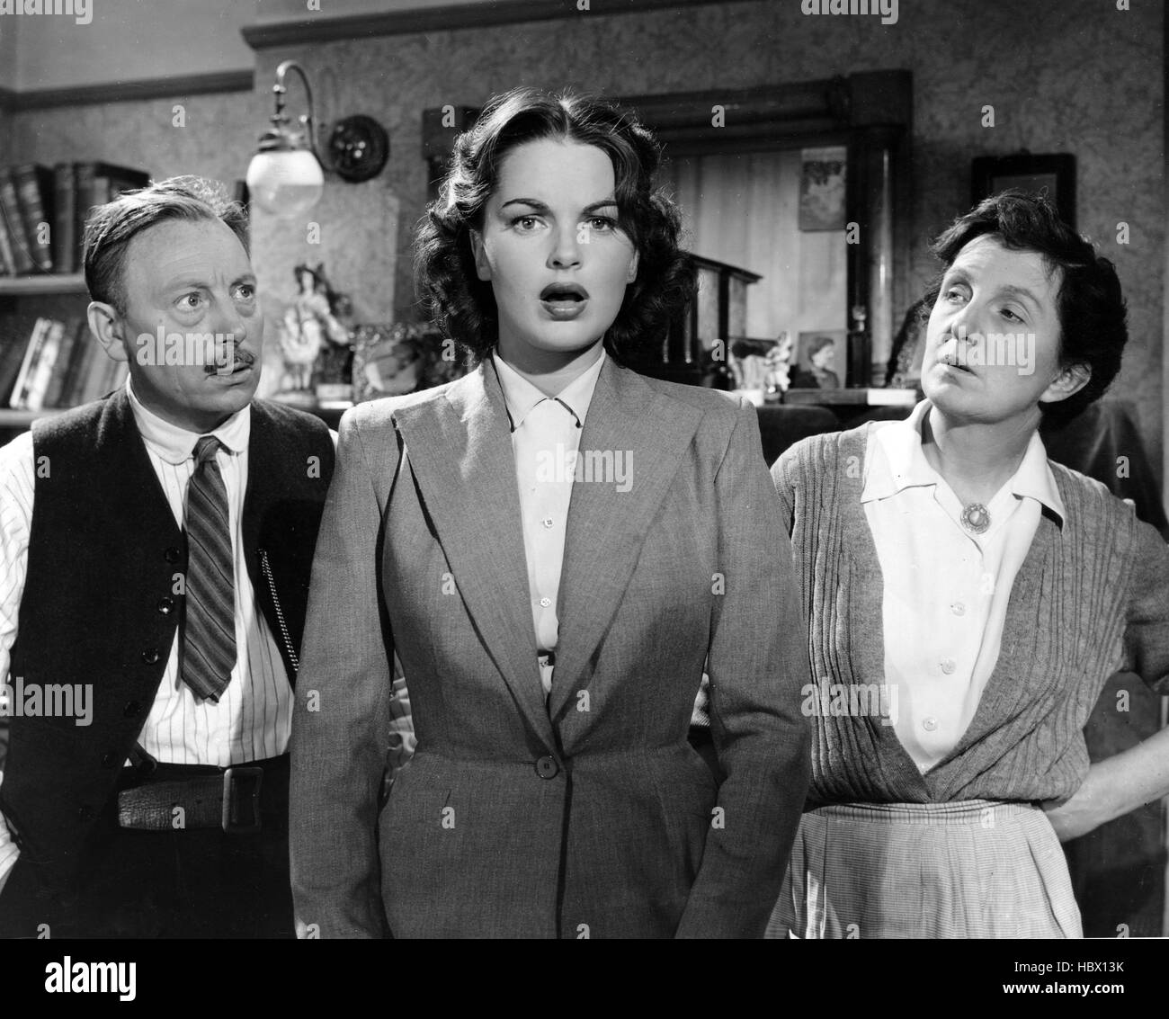HINDLE WAKES, Leslie Dwyer, Lisa Daniely, Joan Hickson, 1952 Stock ...