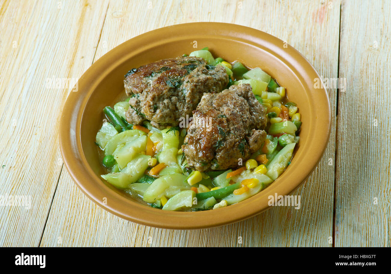 Anne Koftesi Tarifi - Turkish kofte with seasonal vegetables Stock ...