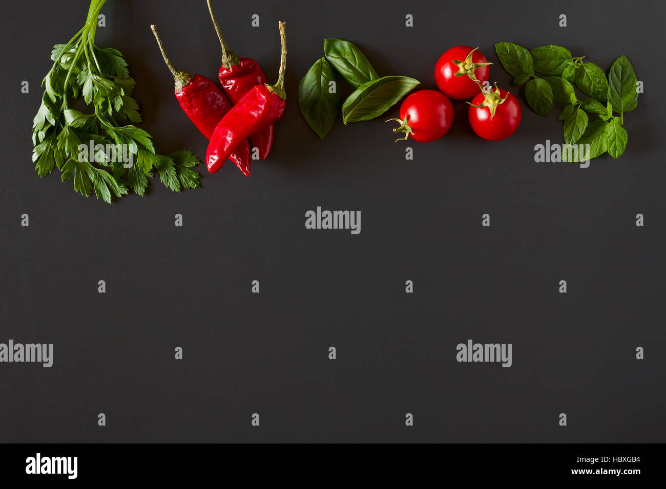 Red colour vegetables hi-res stock photography and images - Alamy