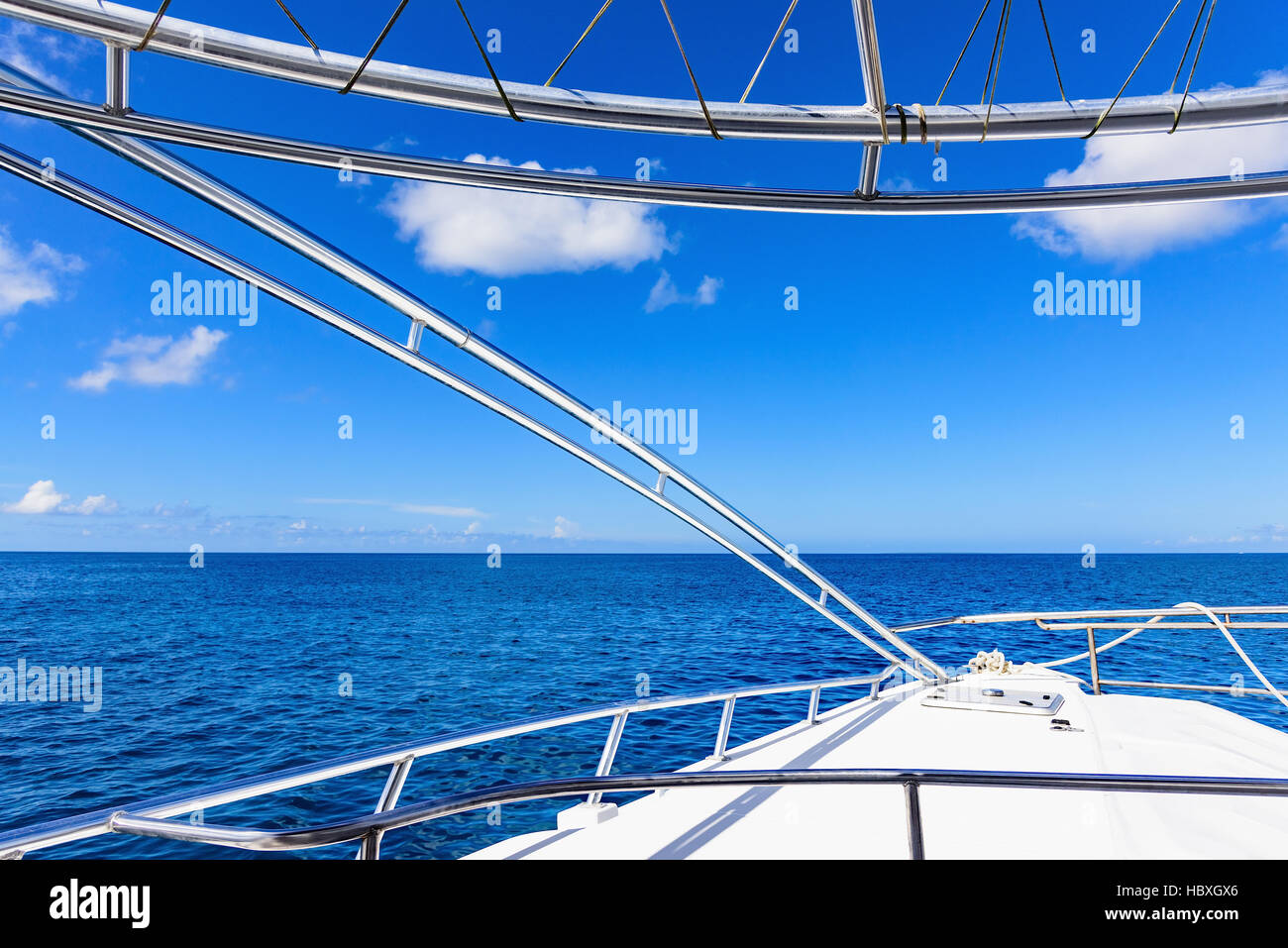 yacht side view Stock Photo - Alamy