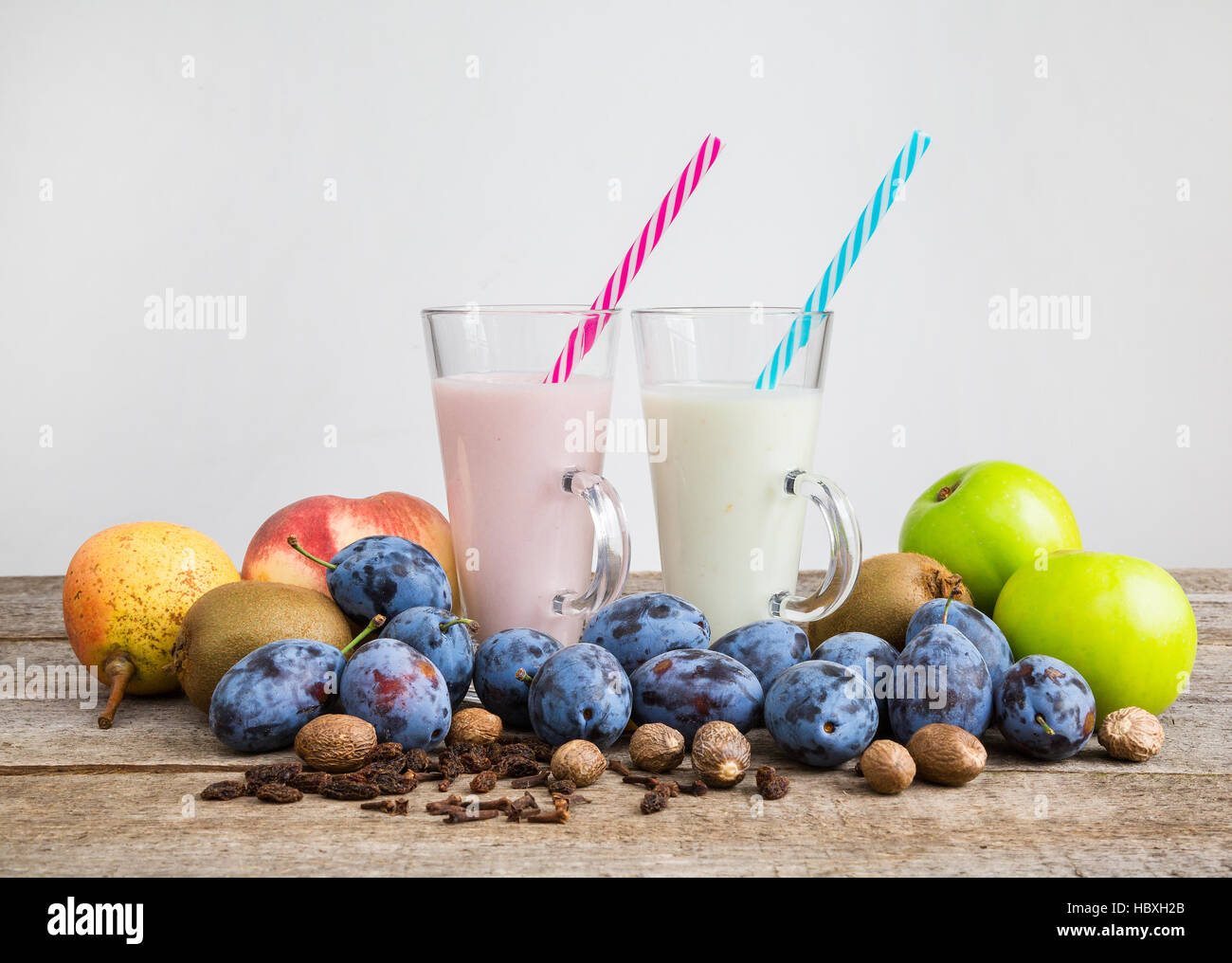 smoothies, healthy eating Stock Photo - Alamy