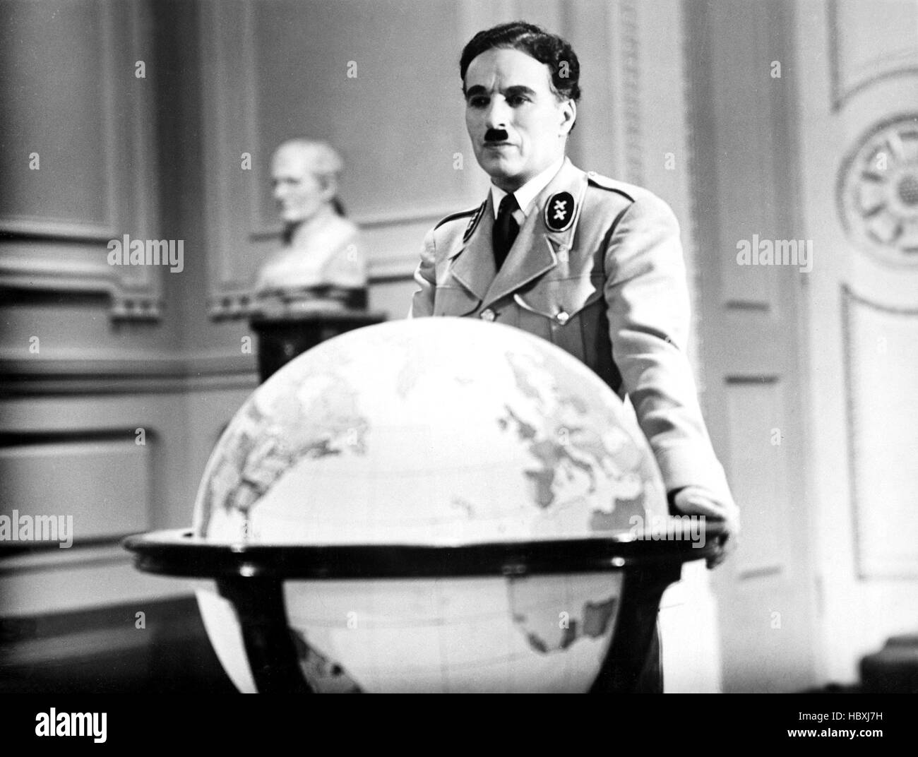 THE GREAT DICTATOR, Charlie Chaplin, 1940 Stock Photo - Alamy
